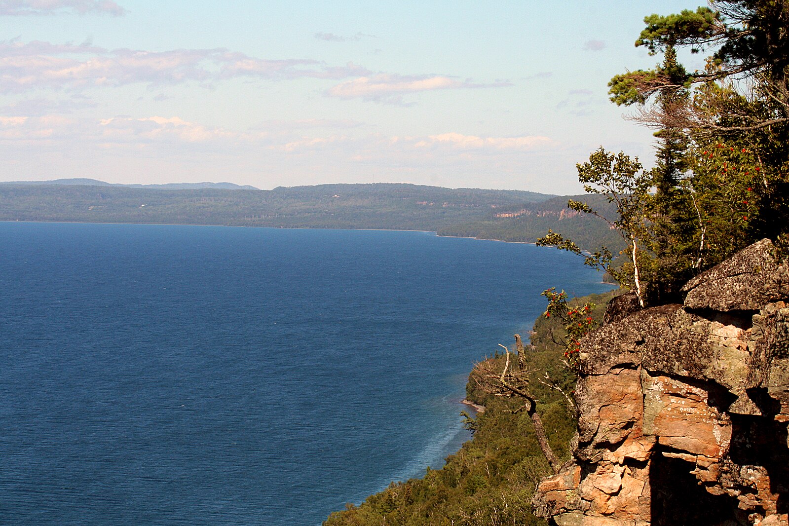 Bacteria in Lake Superior reveal climate change’s impact on Great Lakes ...